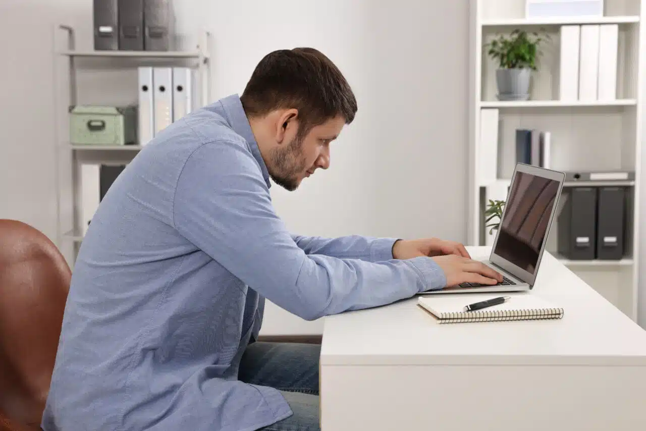 The Negative Effects of Poor Posture on Your Health The Negative Effects of Poor Posture on Your Health